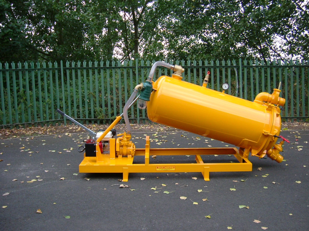 700 Litre Skidbase Vacuum Tanker For Sale