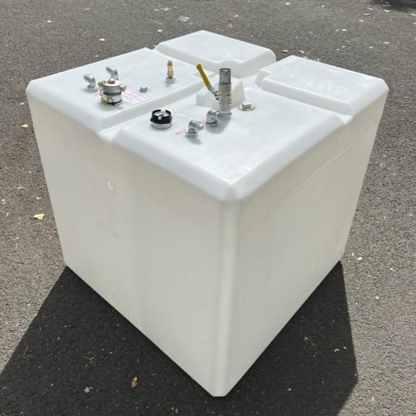 950 Litre Polycube Inner Tank Only c/w Fittings & Pressure Tested ...