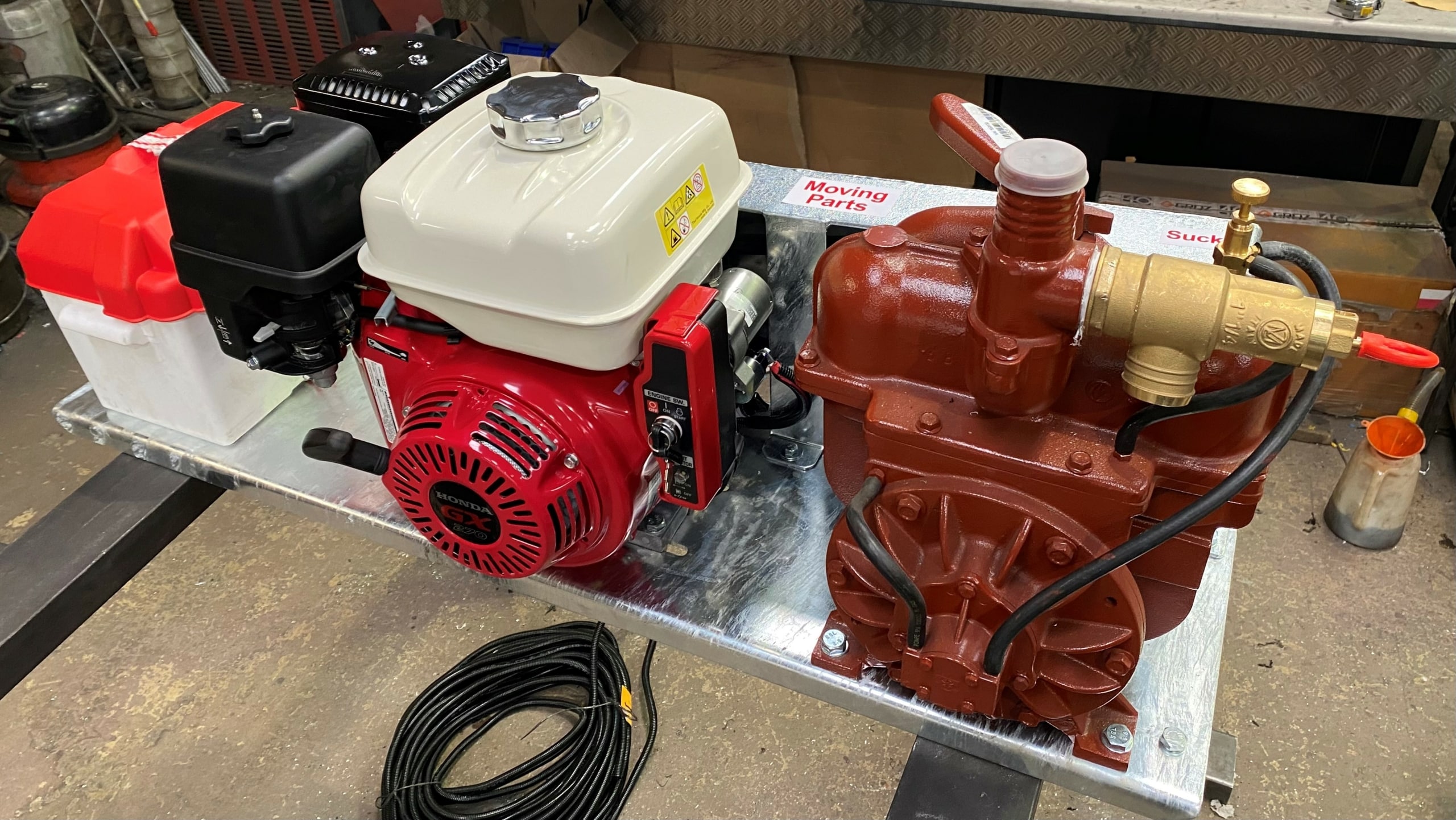 Universal Honda Engine And MEC2000 Vacuum Pump - Trailer Engineering