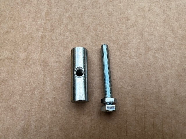 Strap Retaining Bar And Bolt - Trailer Engineering