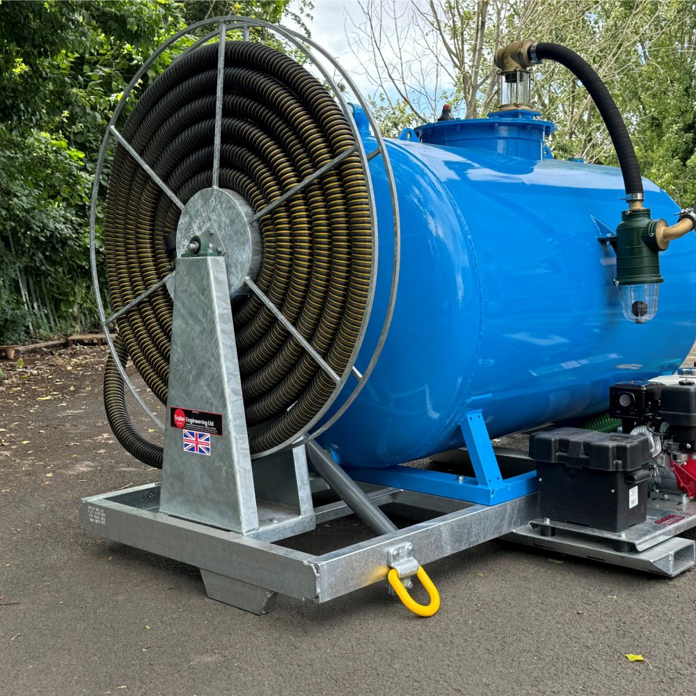 2000 Litre Skid Base Vacuum Tank - Trailer Engineering