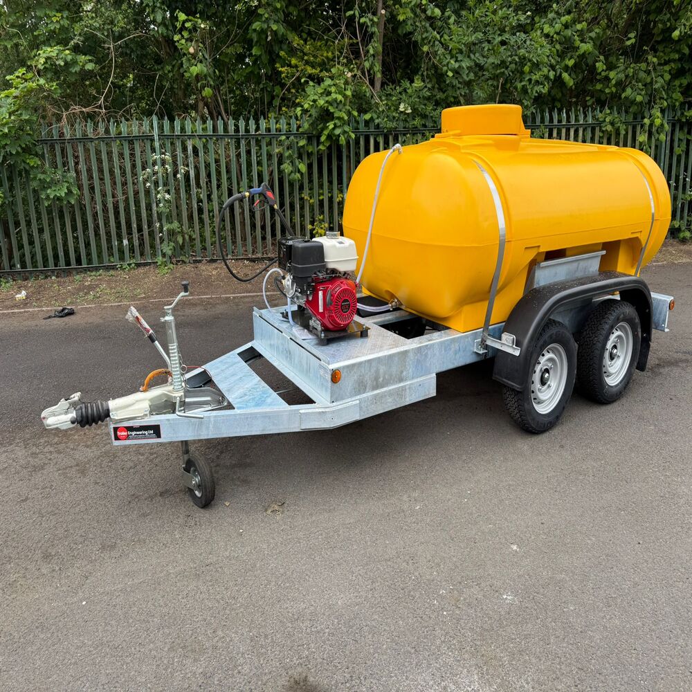 2000 Litre 3000psi Petrol Pressure Washer Twin Axle GB Highway Bowser ...