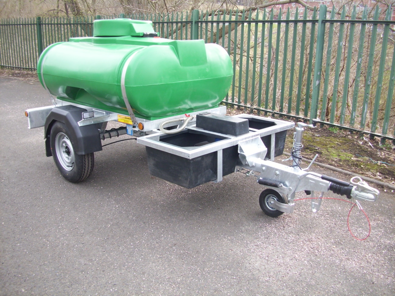 Keeping Cows: A Practical Guide to Keeping Cattle in the UK - Trailer ...